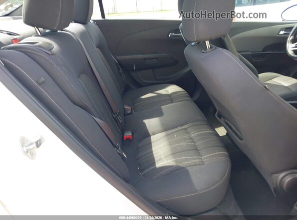 Price & History 2017 Chevrolet Sonic Lt Auto 1.8l I-4 Dohc, Vvt, 138hp ...