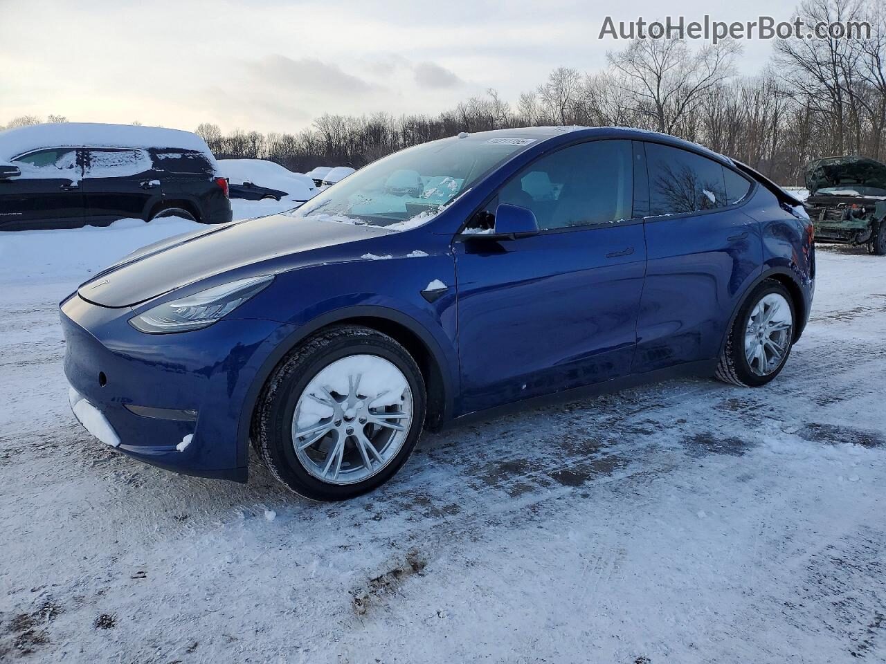 Цена и история 2020 Tesla Model Y vin: 5YJYGDEEXLF007103 | AutoHelperBot